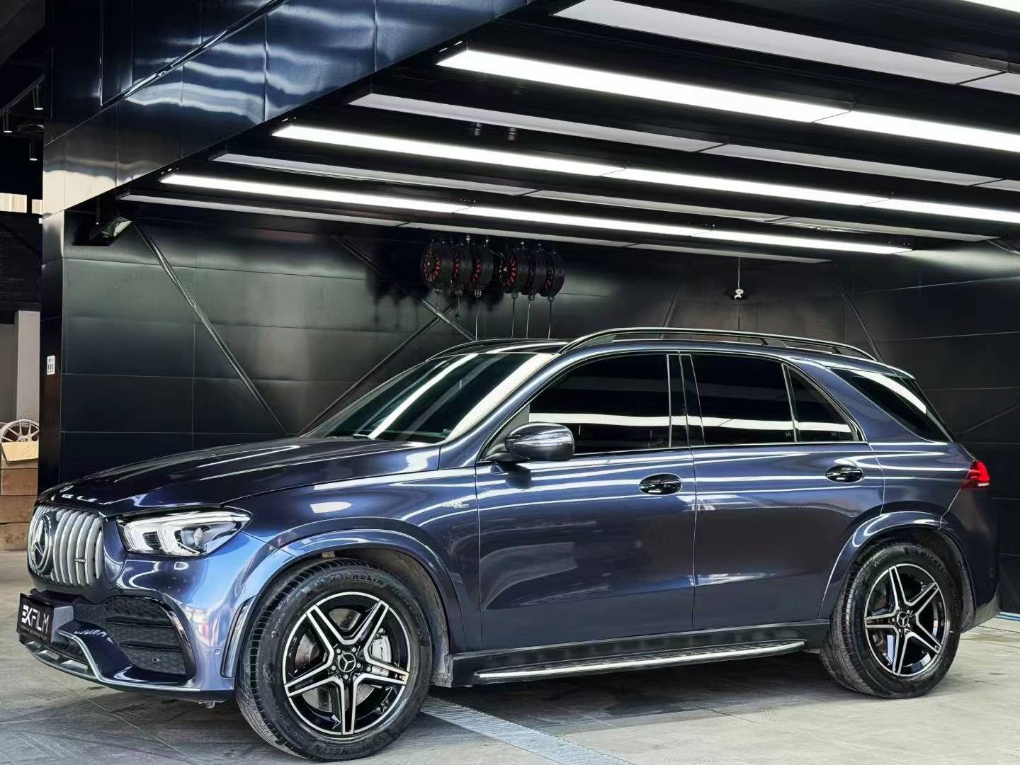奔驰GLE53-EK改色膜碳灰蓝，隐约间泛出神秘的黑_搜狐汽车_搜狐网