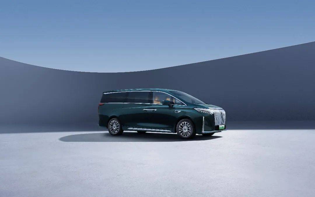 40万平替埃尔法，MPV“加价终结者”就是TA_搜狐汽车_搜狐网