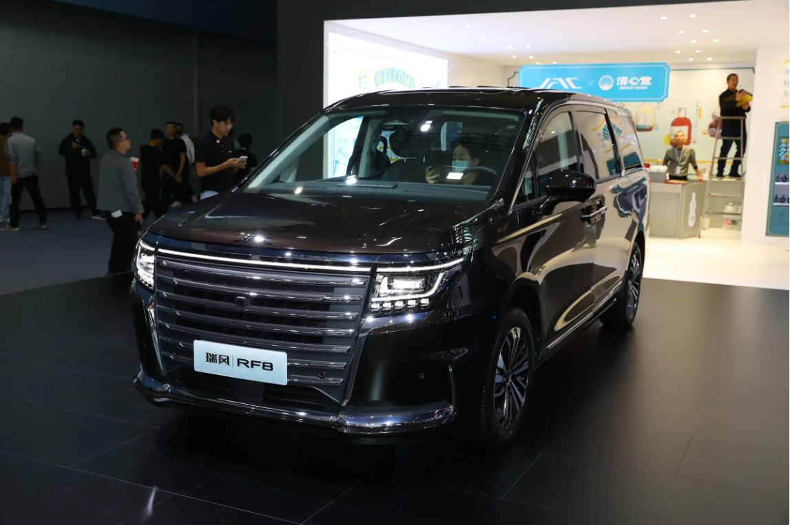 联合引擎 | 江淮瑞风RF8上市，16.99万的中大型MPV是不是你的菜？_搜狐汽车_搜狐网