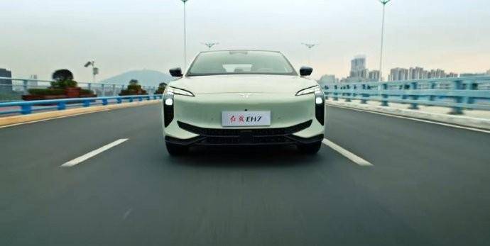 续航超800km？还支持换电功能？ 红旗EH7官图发布！_搜狐汽车_搜狐网