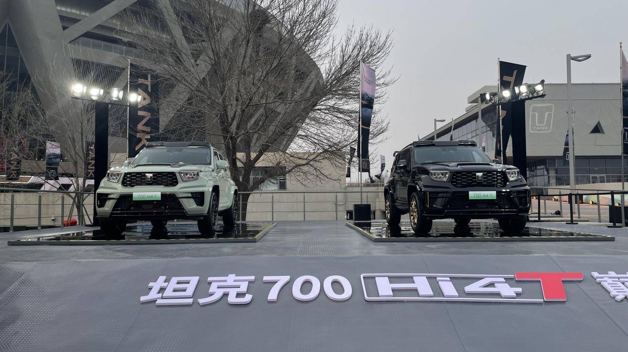 42.8万元售起 坦克700 Hi4-T巅峰上市_搜狐汽车_搜狐网