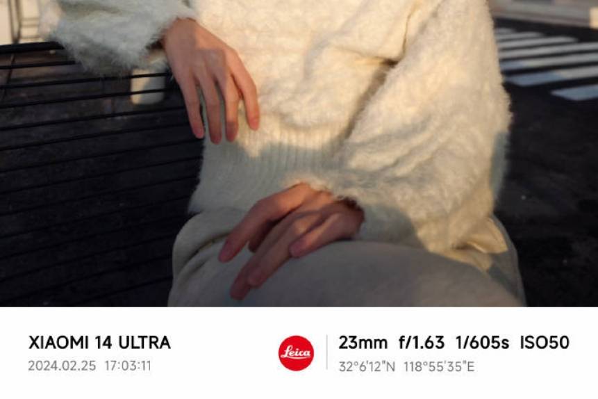 在人像大乱斗的这个场景当中，我个人认为小米 14Ultra 的人像杀疯了。_自然_故事性_层次