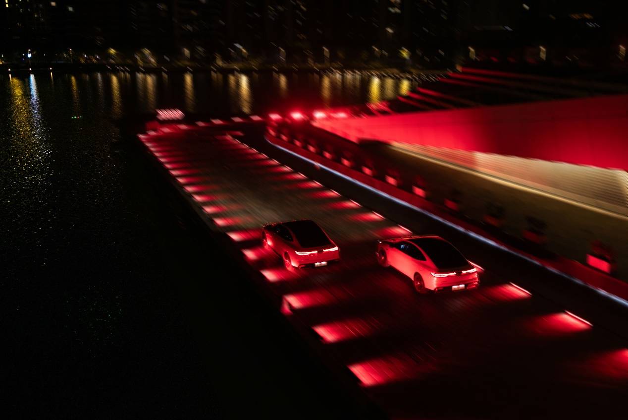 银河E8性能版交付，全域800V平台，3.49s零百、最美旗舰性能拉满_搜狐汽车_搜狐网