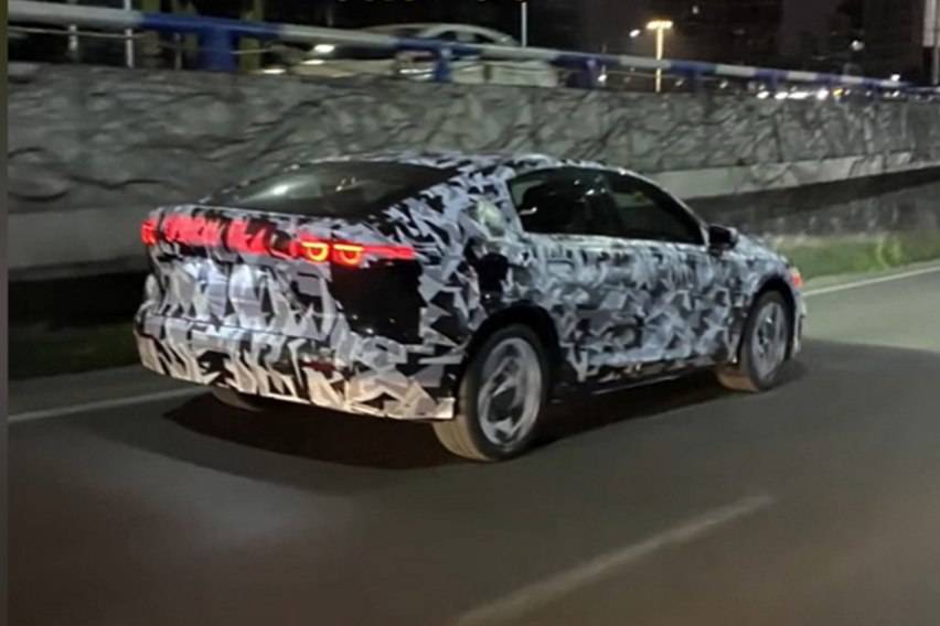 马自达J90A实车曝光，基于长安汽车纯电平台打造，或北京车展亮相_搜狐汽车_搜狐网