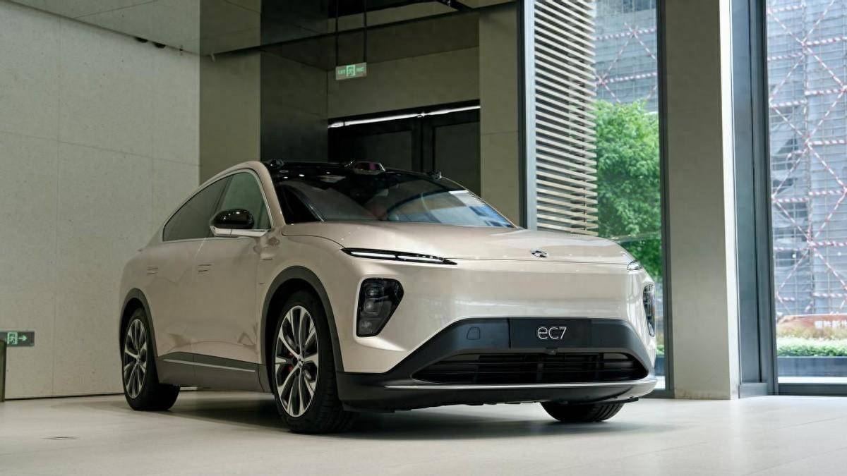 探店｜蔚来EC7：优雅的轿跑SUV，选BaaS只要38.8万起？_搜狐汽车_搜狐网