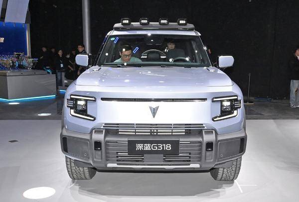 新时代硬派SUV长啥样？看看深蓝G318就知道了！_搜狐汽车_搜狐网