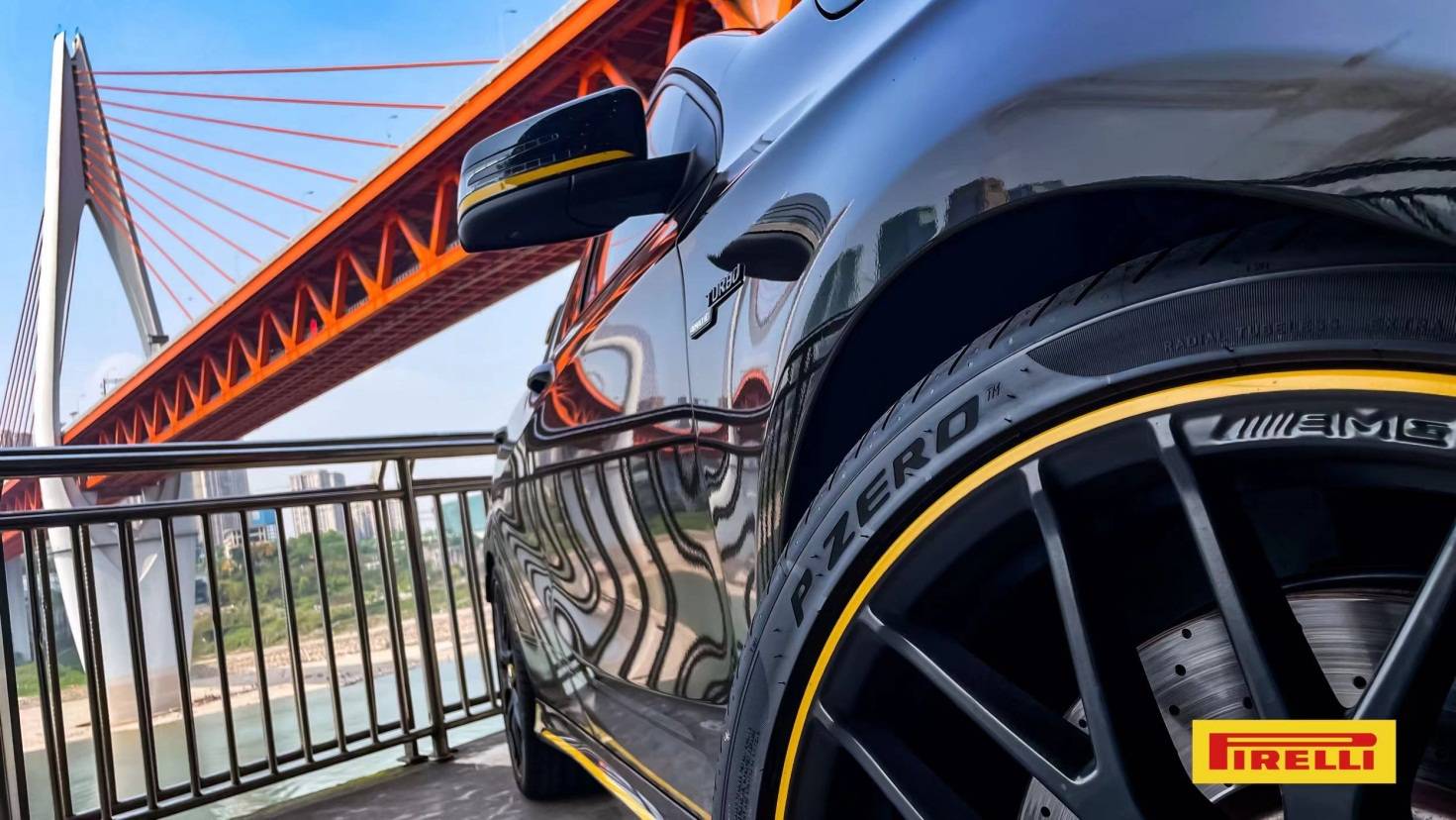 全新兰博基尼 URUS SE搭载倍耐力 P ZERO ELECT电动车轮胎_搜狐汽车_搜狐网