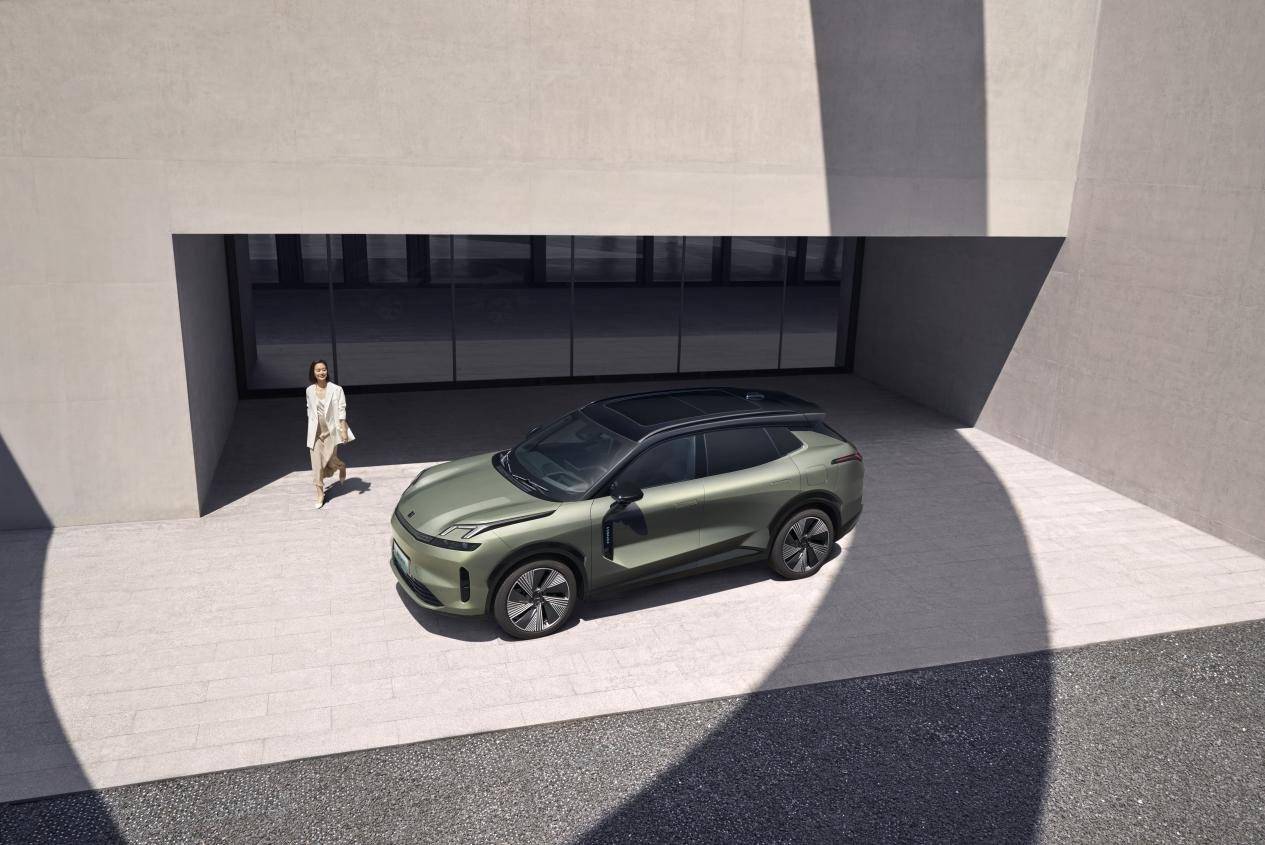 给你一个入手领克08 EM-P的理由，限时起售价17.98W_搜狐汽车_搜狐网