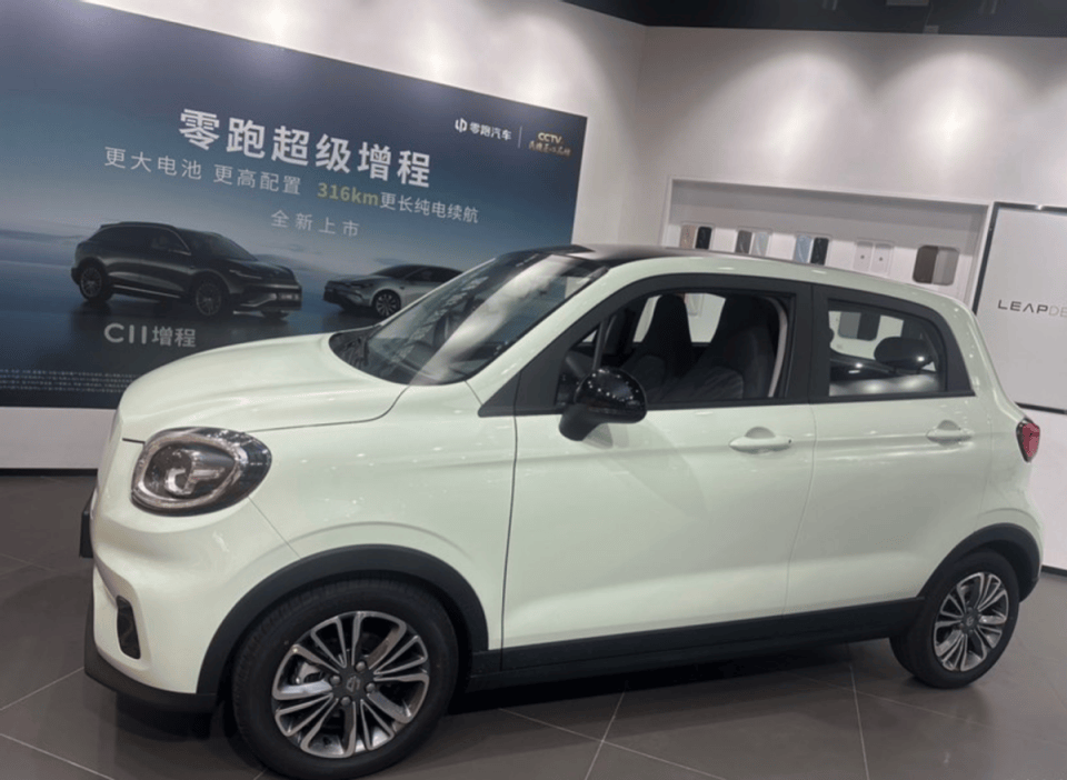 4.99万起！全新零跑T03再升级，最高续航403km，五菱缤果请接招_搜狐汽车_搜狐网