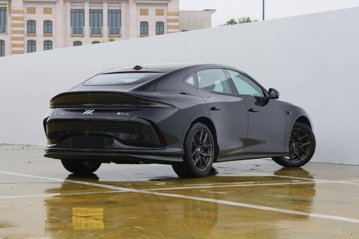 续航可达850km+4.6秒破百，还带高阶智驾，智己L6究竟有多卷？_搜狐汽车_搜狐网