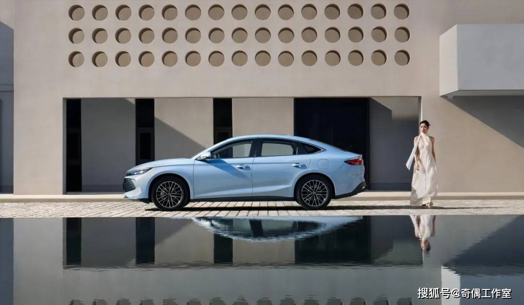 9.98万元起，比亚迪秦L DM-i，2.9L亏电油耗，续航2100公里！_搜狐汽车_搜狐网