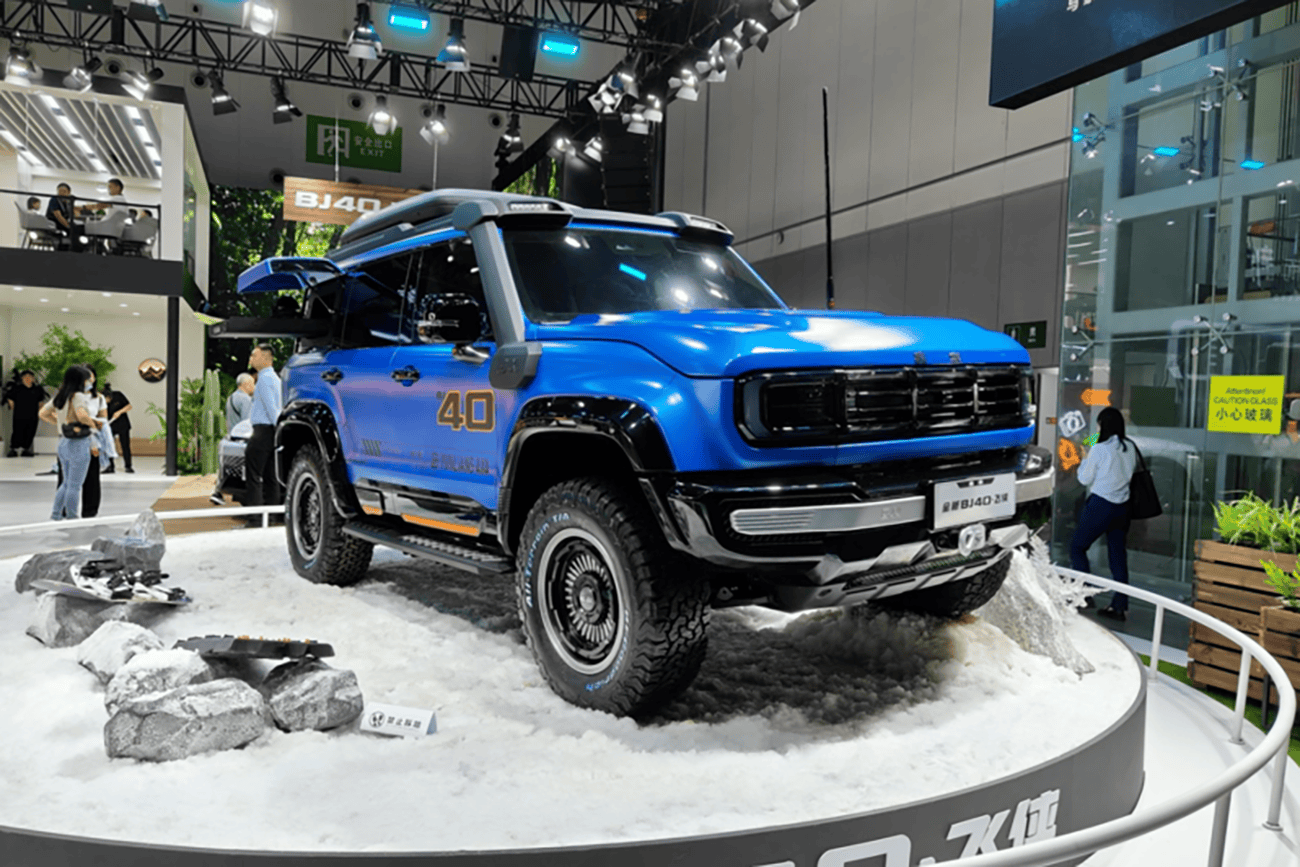 全新北汽BJ212和新款北京BJ40对比，实力孰强孰弱？_搜狐汽车_搜狐网