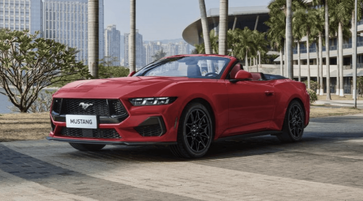 全新福特Mustang上市，2.3T动力也别觉得它虚_搜狐汽车_搜狐网