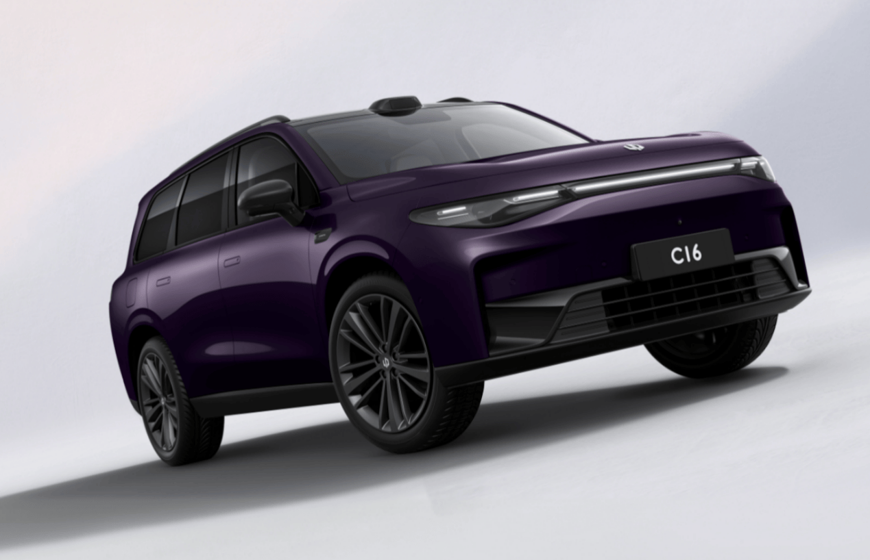 激光雷达+8295P芯片 还有前后大屏+ 6座布局 全能SUV零跑C16来了！_搜狐汽车_搜狐网