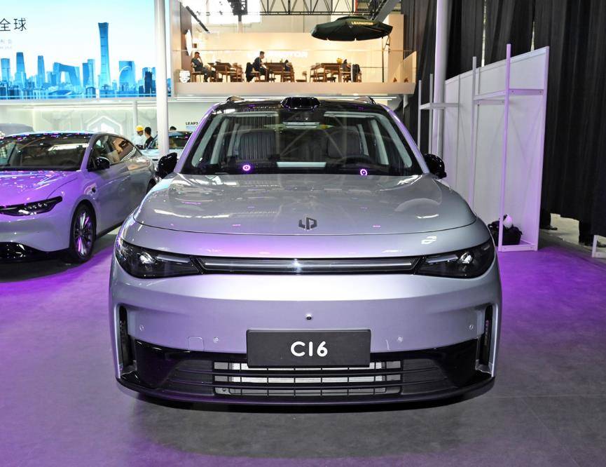 顶配不到19万 零跑C16上市！纯电全域800V， 家用大6座新标杆_搜狐汽车_搜狐网