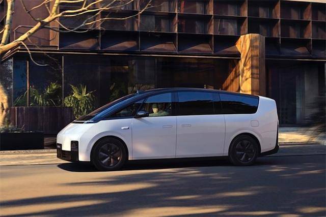 上半年纯电MPV盘点：MEGA失利，X9得意，L380搅局_搜狐汽车_搜狐网