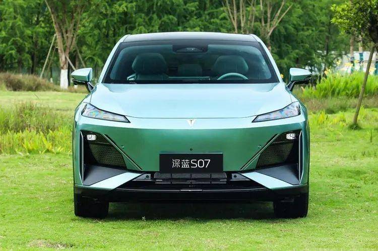 20万内智能中型SUV首选 深蓝S07上市 售价14.99万起_搜狐汽车_搜狐网
