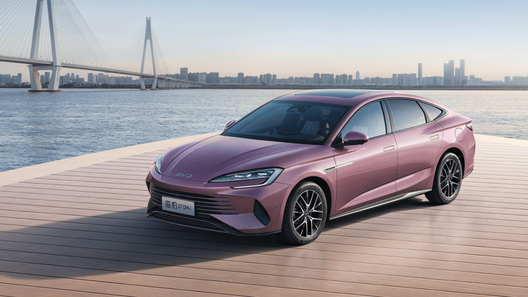 全新技术赋能，比亚迪海豹EV焕新，海豹07 DM-i上市_搜狐汽车_搜狐网