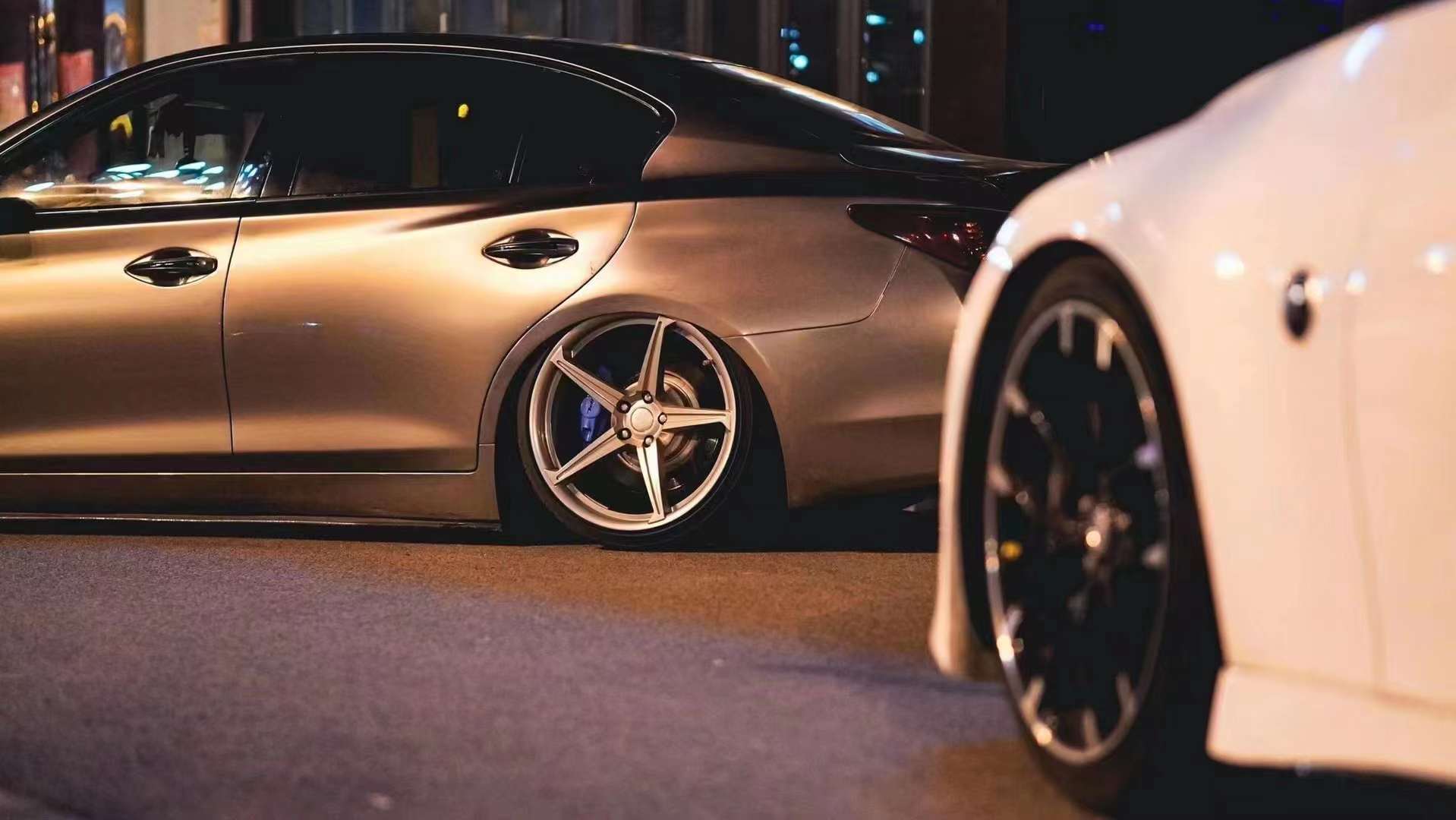 英菲尼迪Q50改装AIRBFT气动避震低趴姿态_搜狐汽车_搜狐网