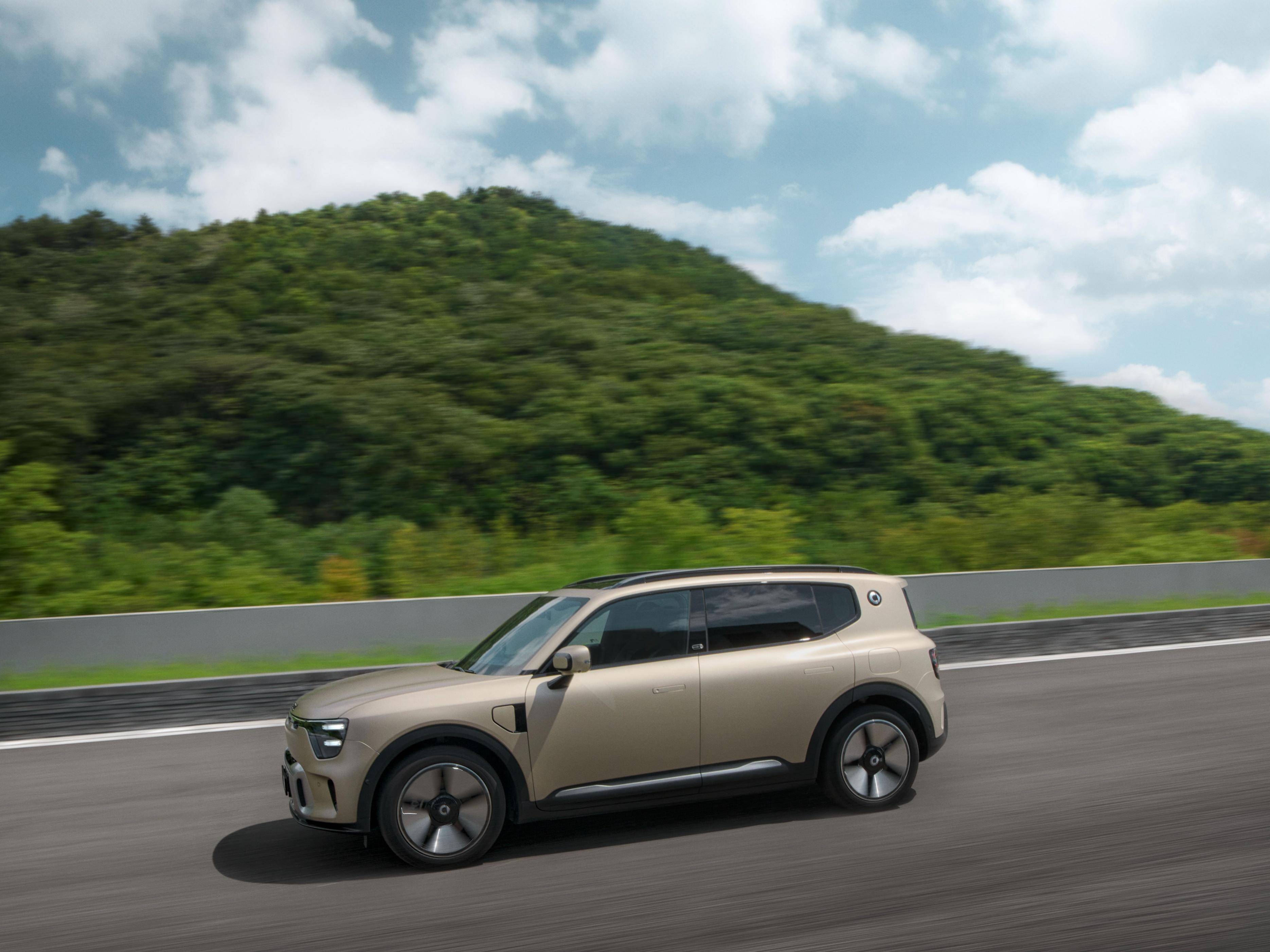 超大超全能的全新smart精灵#5又有荣誉加身——“2024年度十佳低风噪车型”_搜狐汽车_搜狐网