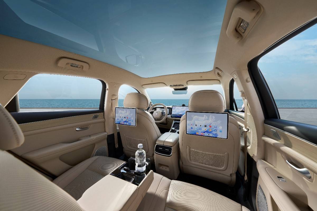 问界M5、M7系列 OTA升级惊喜来袭 新增循迹倒车等10项功能_搜狐汽车_搜狐网