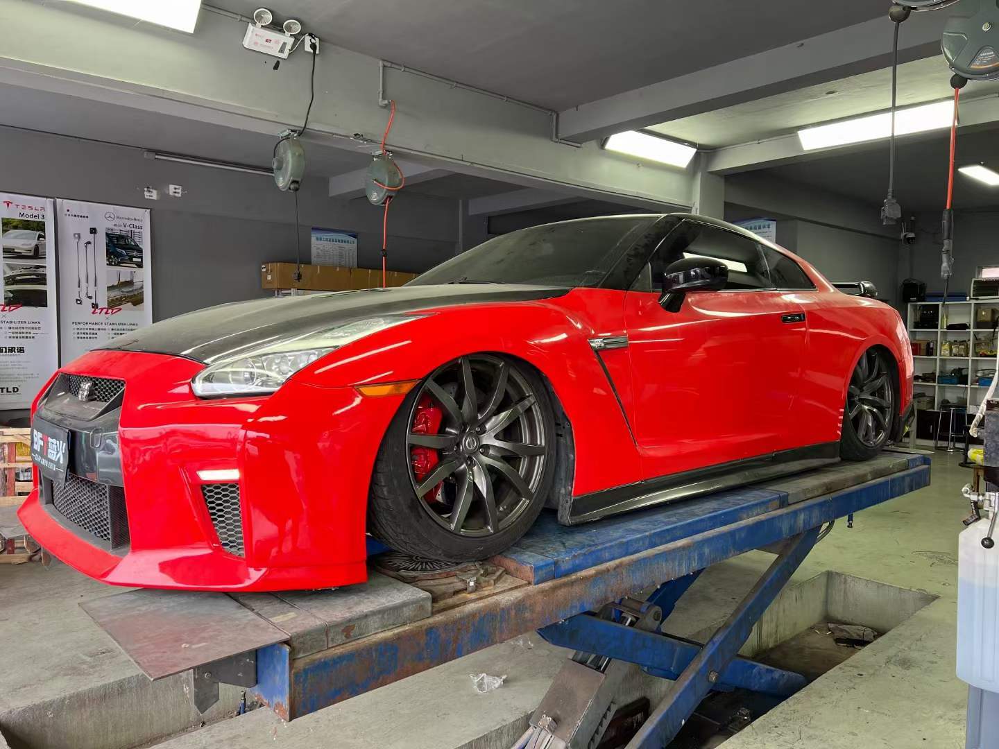 日产GTR改装AIRBFT气动避震：诠释极致姿态_搜狐汽车_搜狐网