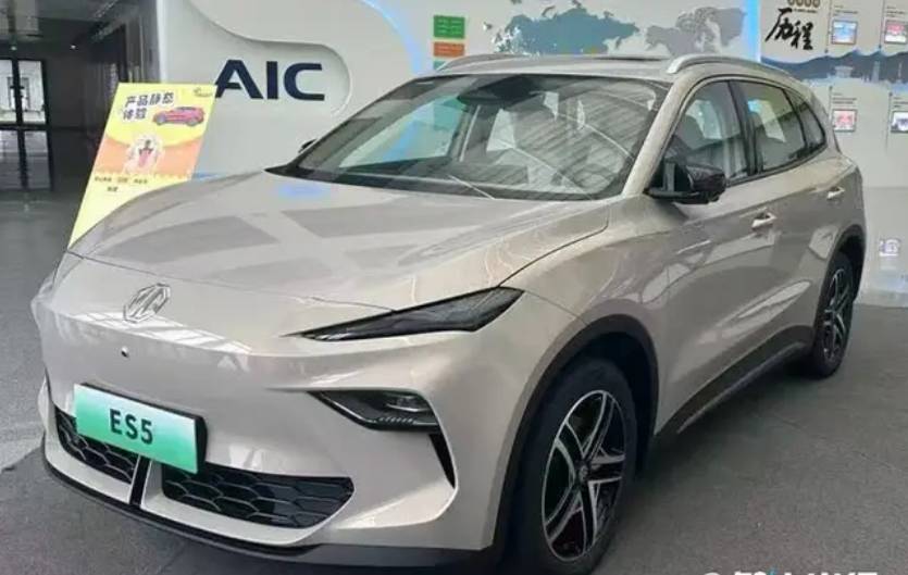 上汽名爵新纯电SUV MG ES5即将预售，预计售价将在10万元左右_搜狐汽车_搜狐网