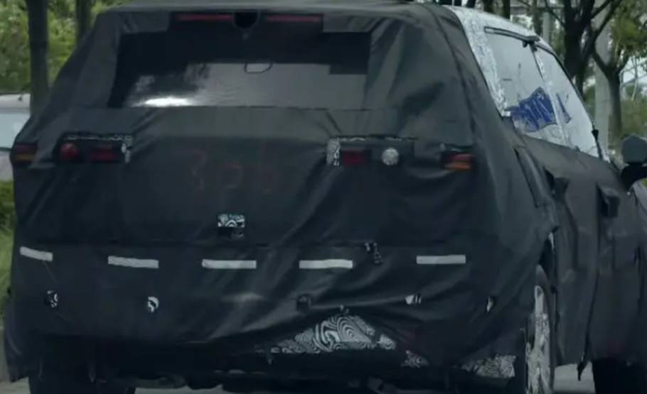 领克全新大型插混SUV（代号L946）将于12月发布，2025年3月上市_搜狐汽车_搜狐网