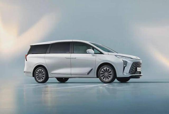 MPV王者全新进化！全新GL8陆尊上市，售价26.99万元起_搜狐汽车_搜狐网