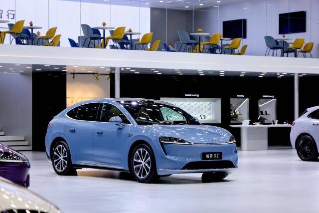 智界R7热销突破42000台，“满血”平台引领纯电SUV新革命_搜狐汽车_搜狐网