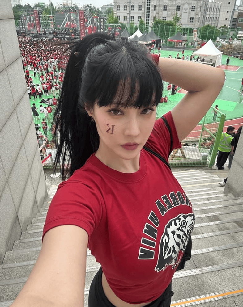 韩国健身少妇！SSS级超模身材，谁不迷糊啊！_Woo_Helen_时尚