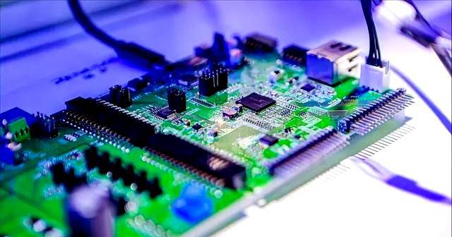 中国“英伟达”诞生!拥有100%全自研技术，国产替代即将崛起!_景嘉微_领域_芯片