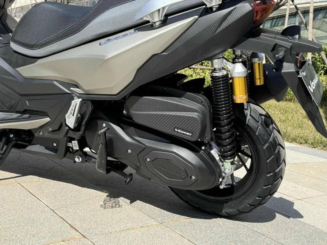 大阳混动复古VRX150、25款硬核跨界大踏板ADV350+双车齐发！_搜狐汽车_搜狐网