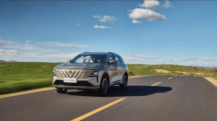 15万以内SUV怎么选？长安CS75PLUS三大杀手锏，每公里不到5毛！_搜狐汽车_搜狐网