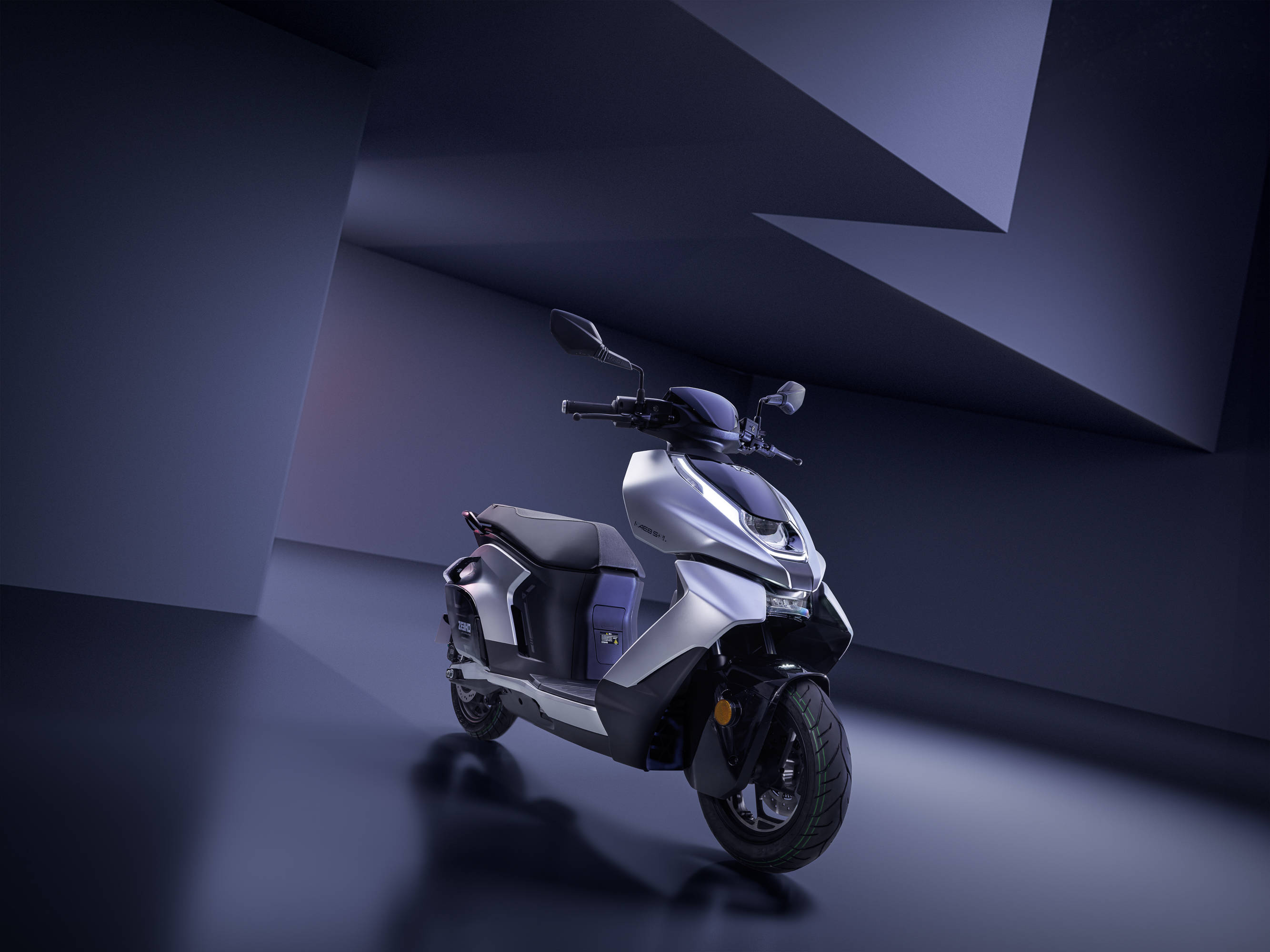 极核AE8 S+ MY25正式上市，定义高端电摩天花板_搜狐汽车_搜狐网