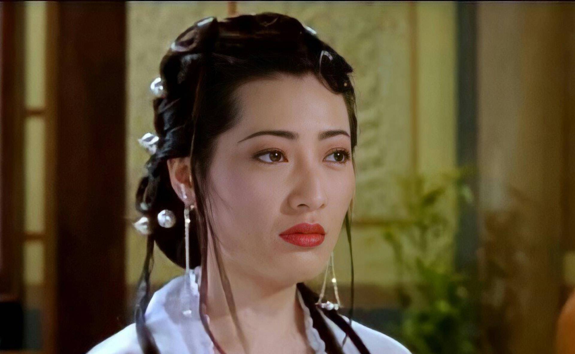 出道即巅峰！演两部风月片成传奇，“亚洲第一美胸” 的她人生太跌宕_杨思敏_潘金莲_电影