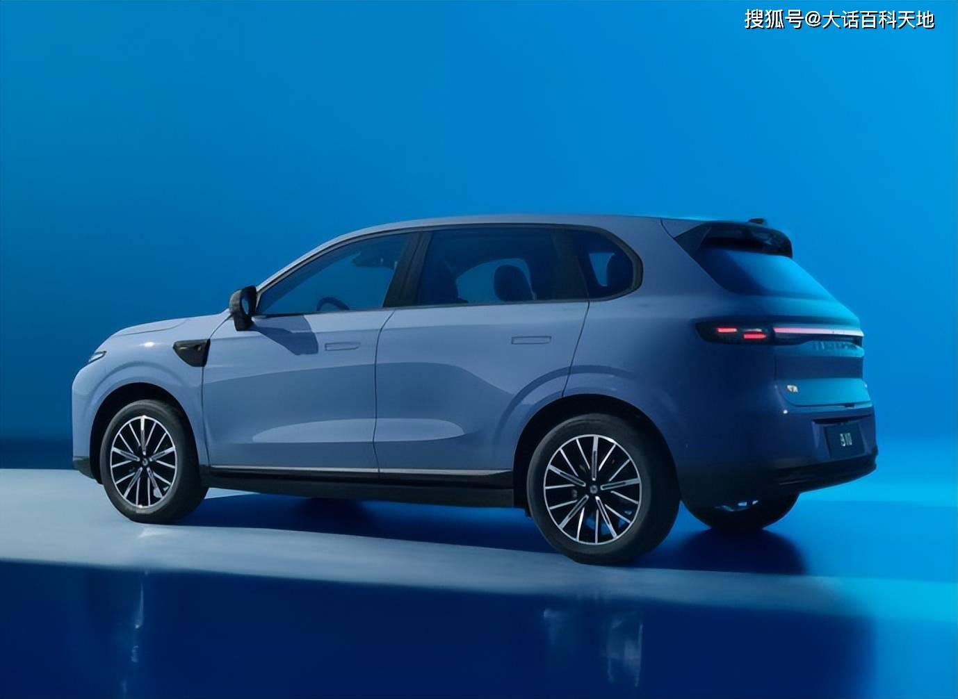 零跑B10，领跑中国紧凑型SUV向上突破_搜狐汽车_搜狐网