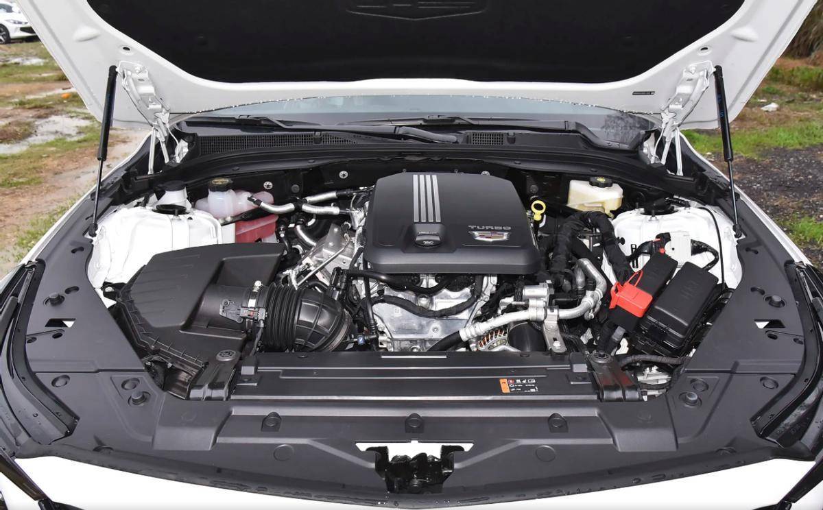 凯迪拉克拿出诚意，CT5降至21.59万，标配2.0T+10AT，7.3秒破百_搜狐汽车_搜狐网