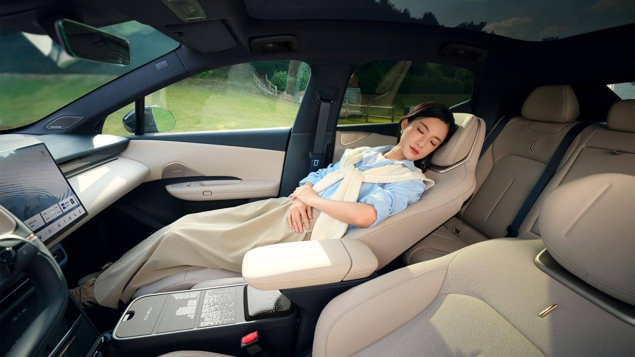 年轻人的第一辆纯电SUV该怎么选？领克Z20限时12.99万起，闭眼入_搜狐汽车_搜狐网