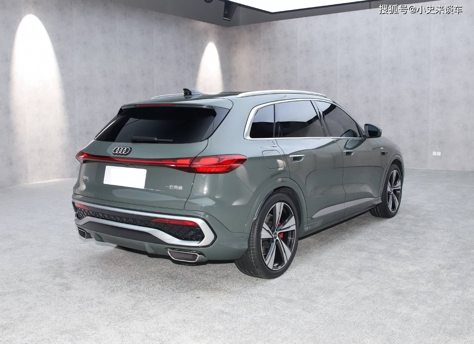 2026款奥迪Q5L实车亮相！全新外观且轴距加长，配第五代EA888引擎_搜狐汽车_搜狐网