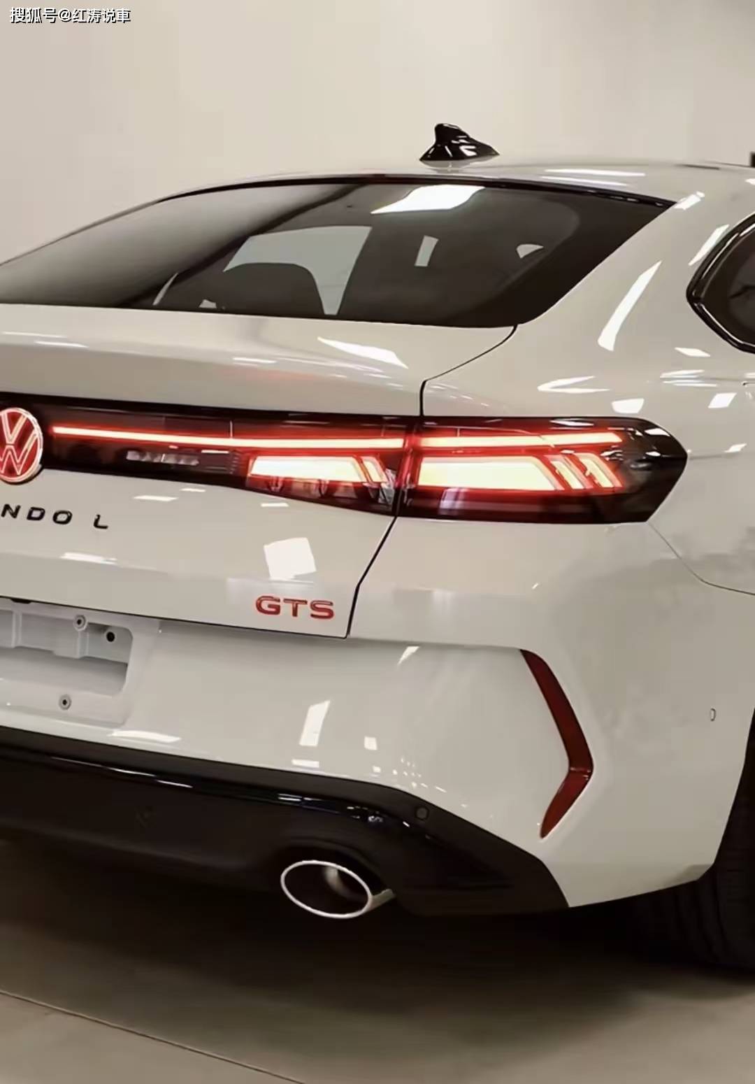 新款大众凌渡L GTS现身，配发光车标+双出尾喉，高尔夫GTI同款2.0T_搜狐汽车_搜狐网