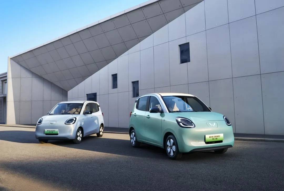 宏光MINIEV上市5年销量超160万，四门版掀起新潮流_搜狐汽车_搜狐网