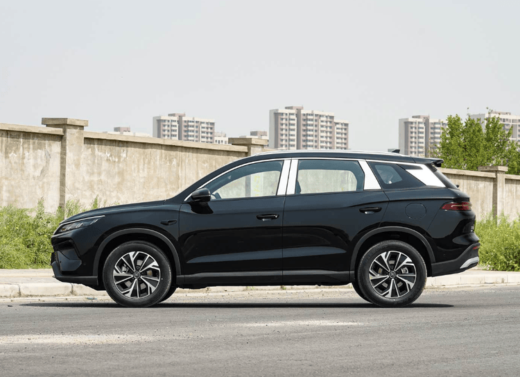 11.18万起的银河L7 EM-i，能否撼动宋Pro DM-i？_搜狐汽车_搜狐网