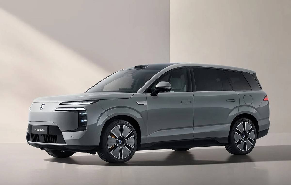 29.98万元起，腾势N8L正式上市！易三方+云辇-A，综合续航1300km_搜狐汽车_搜狐网