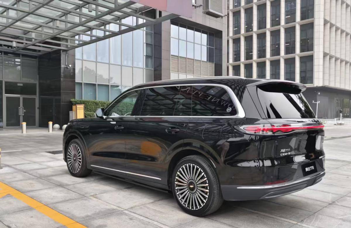 置换价17.99万起，大型SUV风云T11 让百万豪华体验触手可及_搜狐汽车_搜狐网