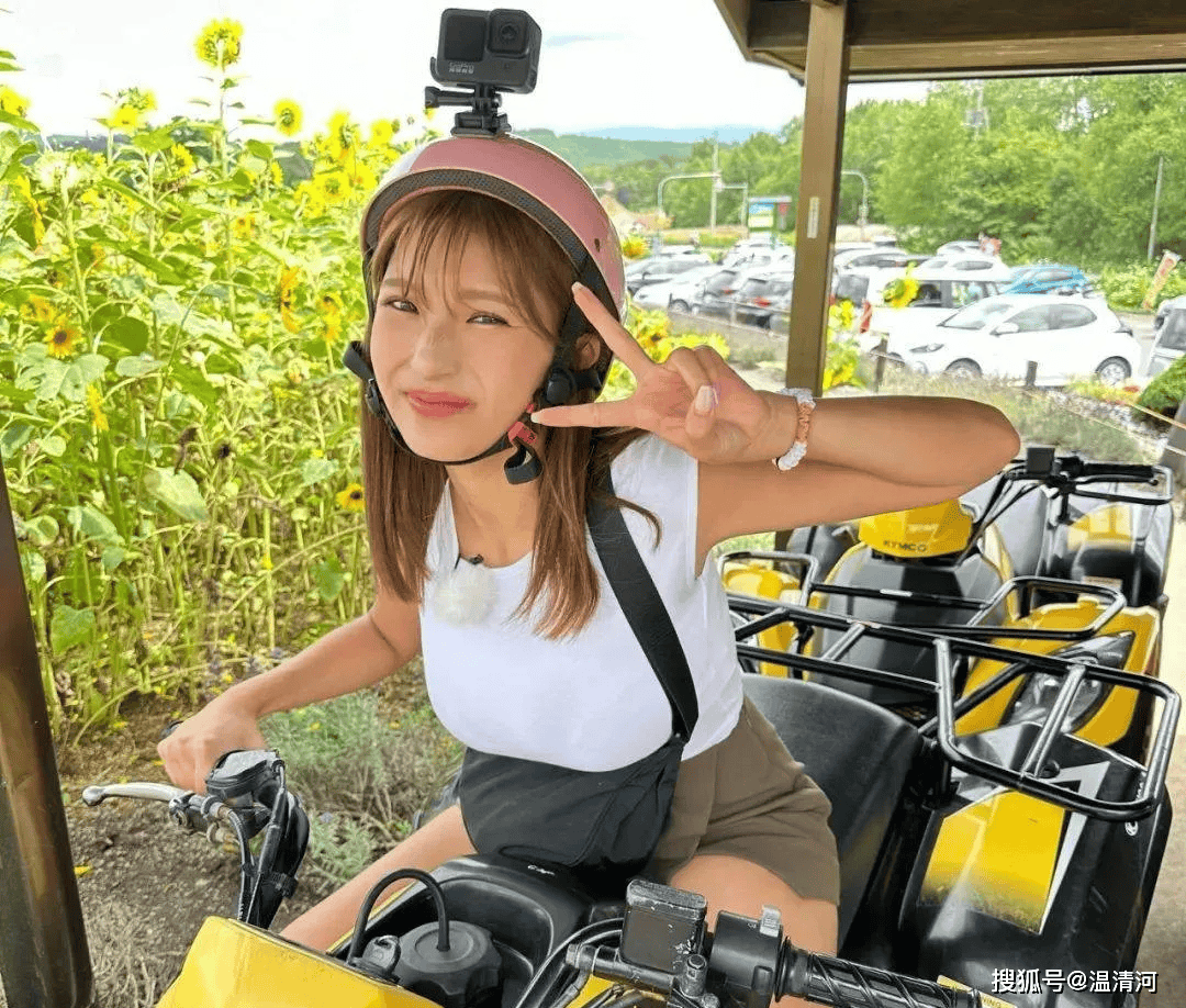 日本极品女神！156cm、52kg，微胖天花板，完美身材绝对第一_曲线_众人_时尚