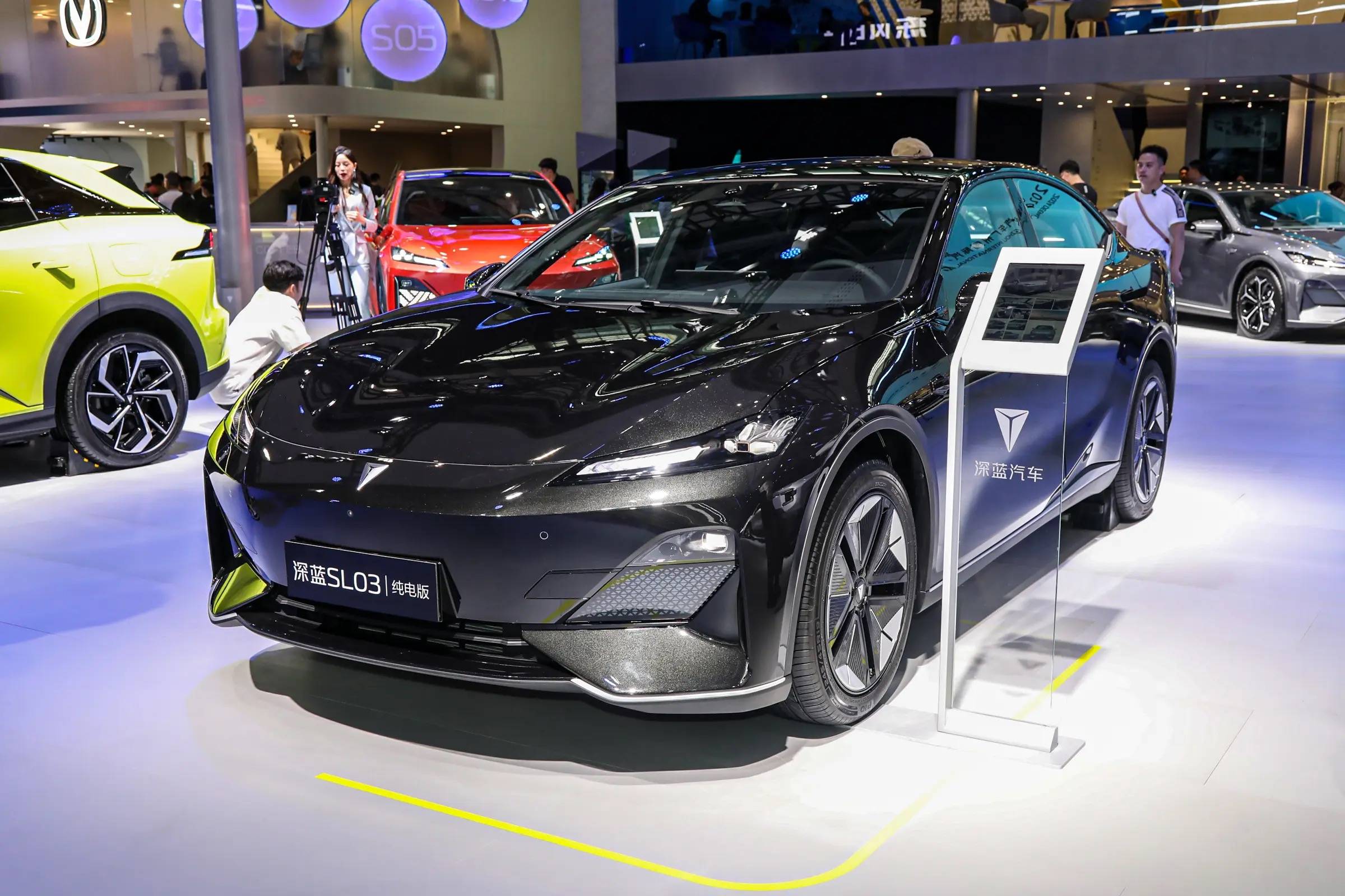 售价11.99万元/限量4000台，深蓝经典·SL03上市，纯电续航515公里_搜狐汽车_搜狐网