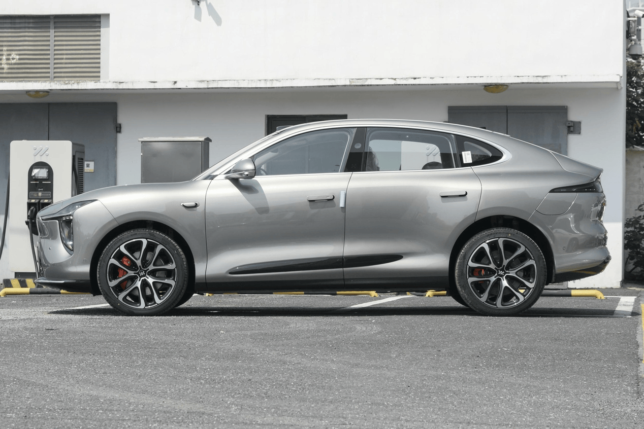 场景适配大比拼，智己LS6对比智界R7，谁更懂家用？_搜狐汽车_搜狐网