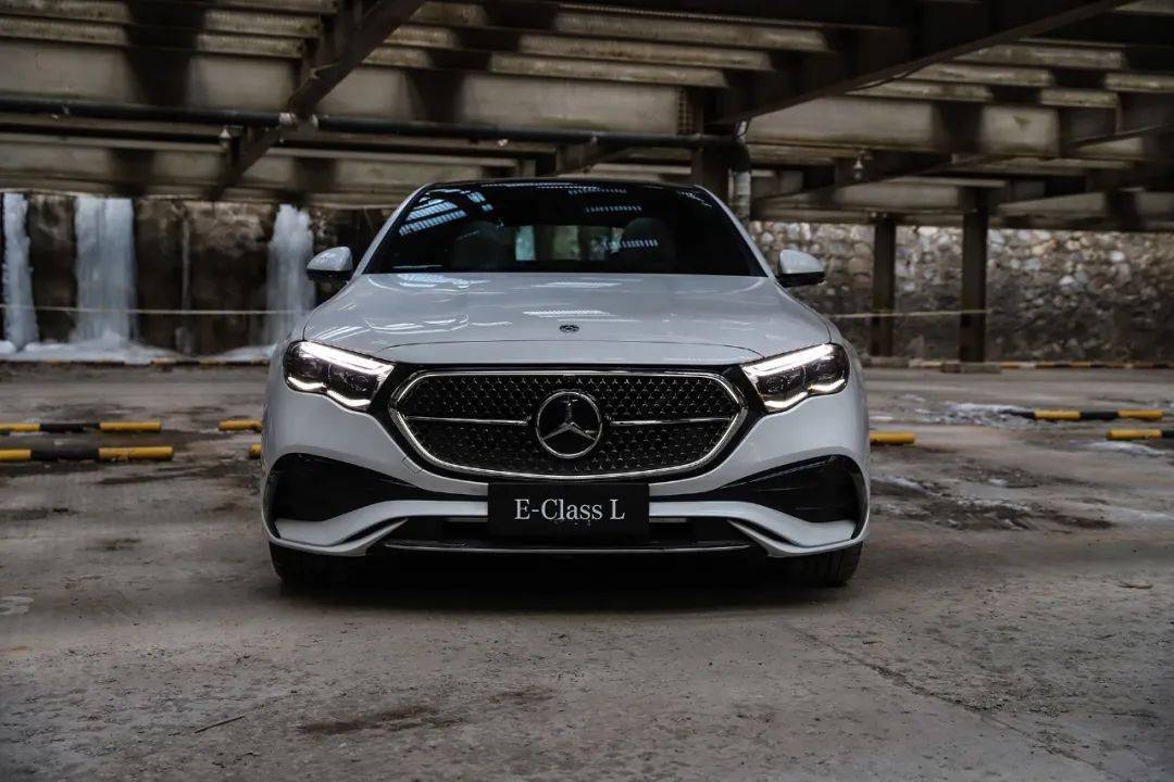 2.0T+9AT+6秒多破百！摩登内饰不输S级！开它返乡全家风光！_搜狐汽车_搜狐网