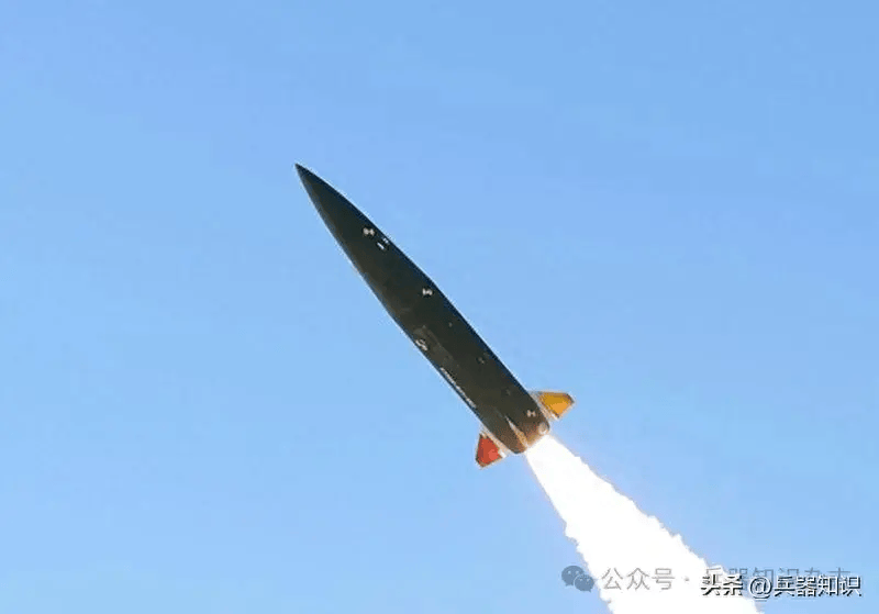 韩国试射改进型KTSSM-I导弹_火箭炮_目标_战斗部